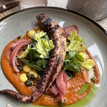 CHORTKE - Updated June 2025 - 363 Photos & 311 Reviews - 352 Goodman St ...