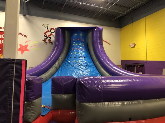 BOUNCEU SAINT LOUIS - Updated May 2025 - 31 Photos & 18 Reviews - 4403 ...