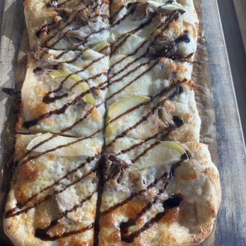 HALF FULL - Updated July 2024 - 79 Photos & 110 Reviews - 125 Second St ...