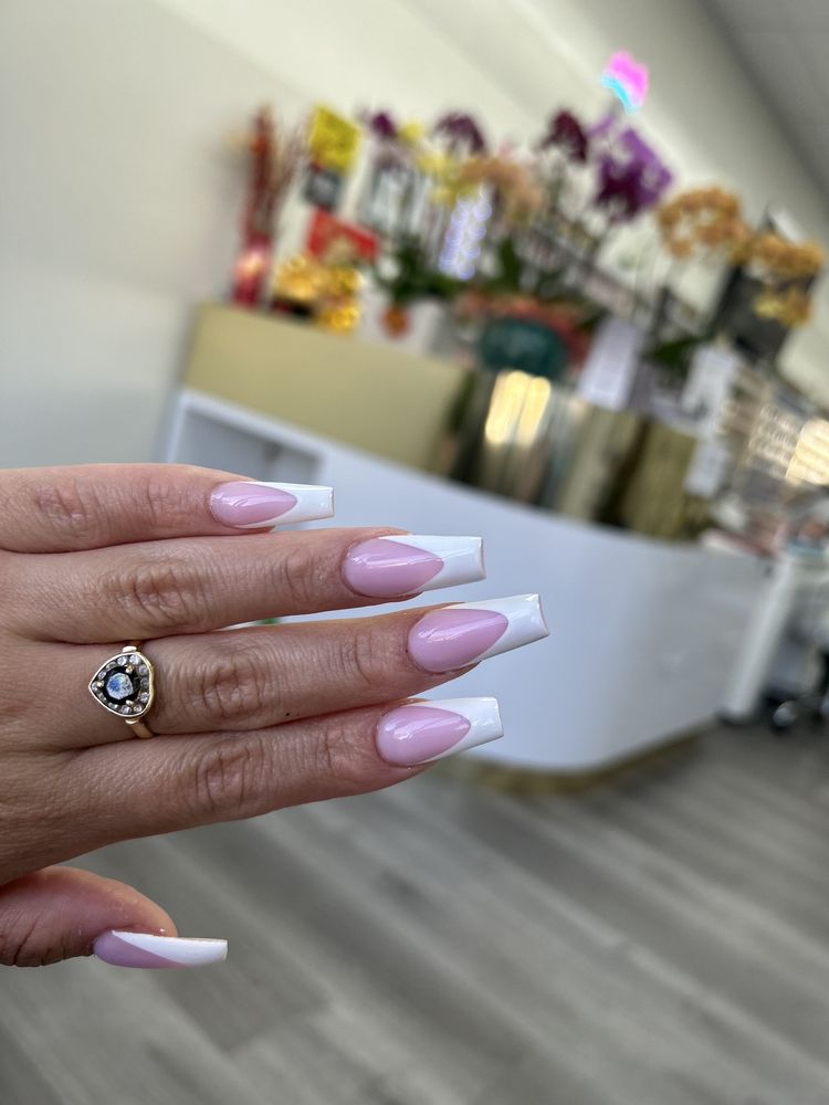 BLOOM NAILS - 165 Photos & 26 Reviews - 225 S Vermont Ave, Los Angeles ...