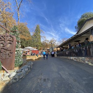 OAK TREE MOUNTAIN - 509 Photos & 120 Reviews - 38480 Oak Glen Rd, Oak ...