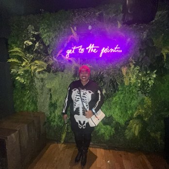 POINT & FEATHER - Updated January 2026 - 104 Photos & 155 Reviews - 113 ...