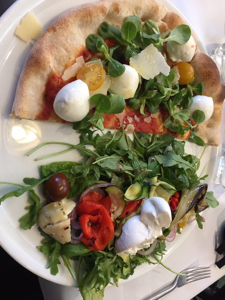 LE BELLINI - 11 Photos & 10 Reviews - 7 place du Capitole, Toulouse ...