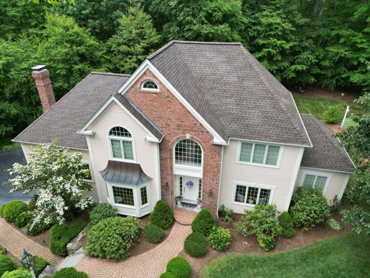 H&R ROOFING - Updated December 2025 - 81 Photos - 20 Cedar St ...