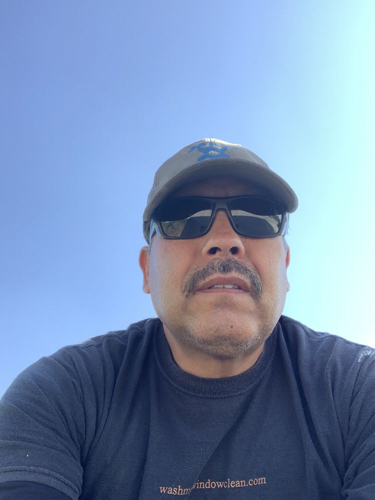 WASH ME WINDOW CLEANING - Updated September 2025 - 34 Photos - Puyallup ...