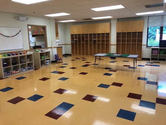 LITTLE MINDS LEARNING CENTER - Updated September 2025 - 18 Photos - 290 ...