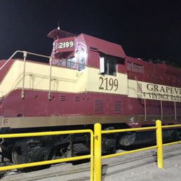 CHILL GRAPEVINE - Updated October 2025 - 302 Photos & 469 Reviews - 814 ...