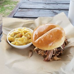 THE PIG & PINT - Updated June 2025 - 1105 Photos & 1185 Reviews - 3139 ...