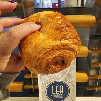 LEA - Updated August 2025 - 187 Photos & 100 Reviews - 70 E Lake St ...
