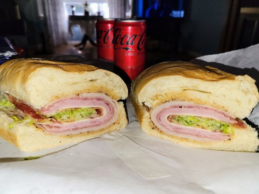 US SUB SHOP - Updated July 2025 - 16 Photos & 18 Reviews - 2155 ...