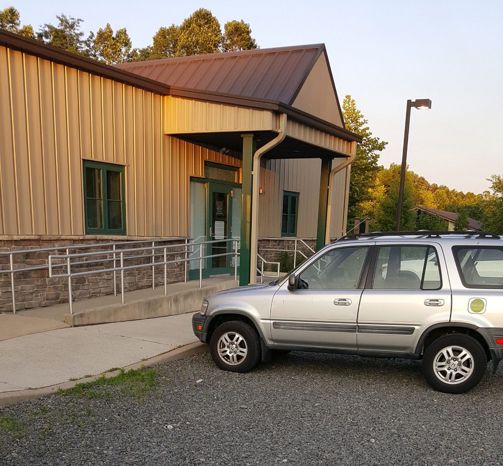 MERCER COUNTY WILDLIFE CENTER - 1748 River Rd, Titusville, New Jersey ...