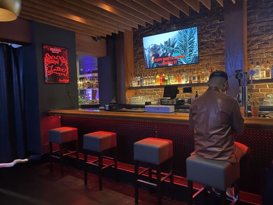 BADLANDS - Updated November 2025 - 131 Photos & 647 Reviews - 4121 18th ...