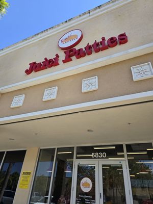 JUICI BEEF PATTIES - Updated October 2025 - 98 Photos & 42 Reviews ...