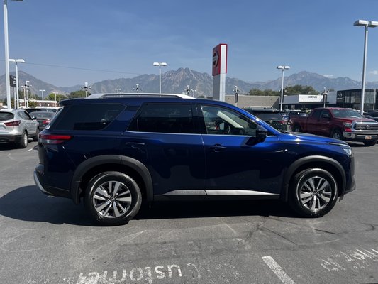 TIM DAHLE NISSAN - Updated January 2026 - 48 Photos & 293 Reviews ...