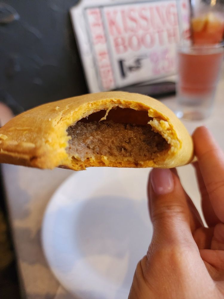 YAH MON - Updated June 2024 - 758 Photos & 827 Reviews - 301 W Platt St ...