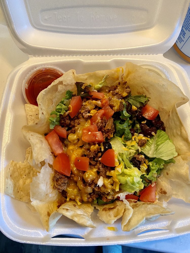 BRICKYARD DINING CO - 15 Photos & 28 Reviews - 140 Commercial Ave SE ...