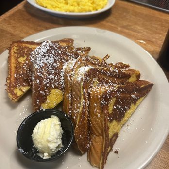 HUCKLEBERRY SQUARE - Updated December 2024 - 343 Photos & 504 Reviews ...