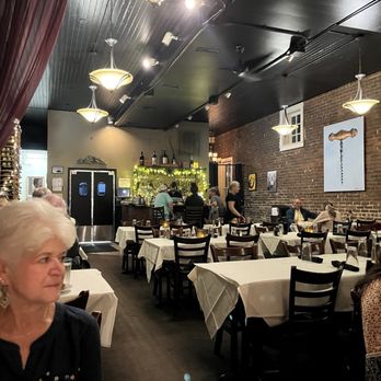 CAFÉ ROMA - Updated December 2025 - 86 Photos & 149 Reviews - 220 N ...