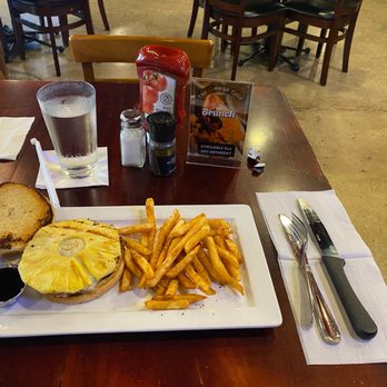 THE OMEGA GRILL - Updated December 2025 - 377 Photos & 374 Reviews ...