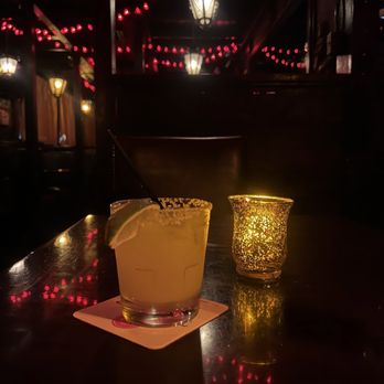 R BAR - Updated May 2024 - 332 Photos & 678 Reviews - 3331 W 8th St ...