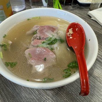 PHO 7 ANH - Updated August 2025 - 375 Photos & 406 Reviews - 677 N ...