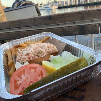 WHITE CAP FISH MARKET - Updated October 2025 - 143 Photos & 97 Reviews ...