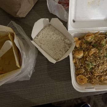 THAI KITCHEN - Updated October 2025 - 140 Photos - 212 Reviews - 122 N ...