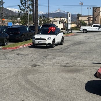 MINI OF MONROVIA - Updated August 2025 - 214 Photos & 592 Reviews ...