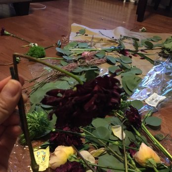 HUNTS POINT FLOWER MARKET - Updated September 2024 - 38 Photos & 28 ...