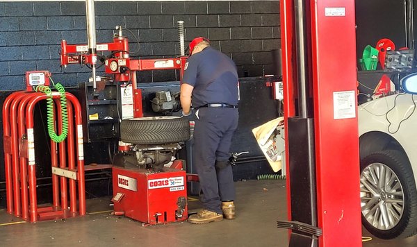 COSTCO TIRE CENTER - Updated June 2026 - 26 Photos & 103 Reviews - 8810 ...