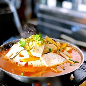 GOLDEN WEST COLLEGE LIBRARY - Libraries - 15744 Goldenwest St ...