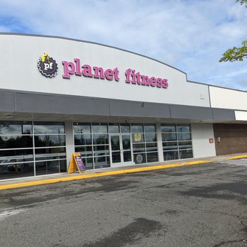 PLANET FITNESS - Updated January 2026 - 62 Photos & 50 Reviews - 150 ...