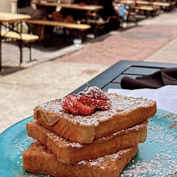 BLUE MOON TOO - Updated September 2024 - 1212 Photos & 662 Reviews ...