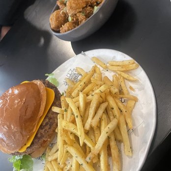 BAR LUCA - Updated December 2025 - 178 Photos & 77 Reviews - 52 Phillip ...