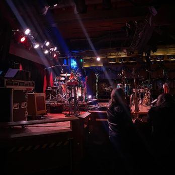 BELLY UP TAVERN - Updated February 2025 - 833 Photos & 885 Reviews - 143 S Cedros Ave, Solana ...