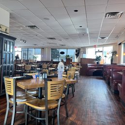 LOCKSIDE BAR AND GRILL - Updated December 2024 - 321 Photos & 326 ...