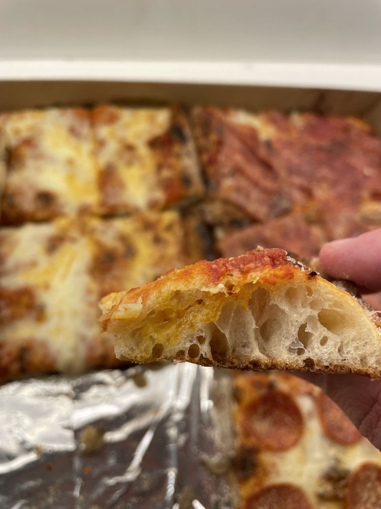 CASA ROMA PIZZA AL TAGLIO - Updated October 2025 - 72 Photos & 34 ...