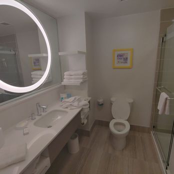 HAMPTON INN & SUITES RALEIGH-DURHAM AIRPORT-BRIER CREEK - Updated ...