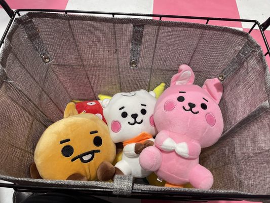 CLAW ME BABY - Updated January 2026 - 19 Photos - D125-3278 Midland ...