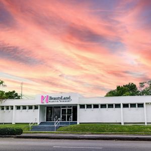 SMART PLASTIC SURGERY MIAMI - Updated December 2025 - 101 Photos & 36 ...