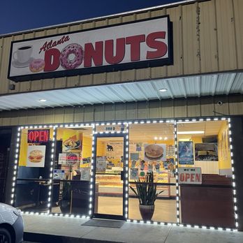 ATLANTA DONUTS - Updated December 2025 - 33 Photos & 41 Reviews - 394 ...