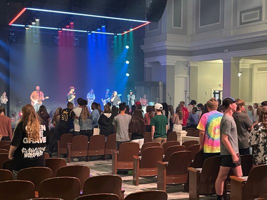 TRADERS POINT CHRISTIAN CHURCH DOWNTOWN - Updated December 2025 - 11 ...