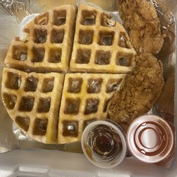 THE WAFFLE DEN - 122 Photos & 256 Reviews - American (Traditional ...