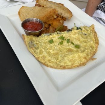 PRIME ON WHITFIELD - Updated July 2025 - 118 Photos & 107 Reviews - 65 ...