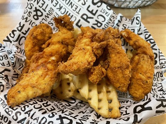 PDQ CHICKEN - Updated August 2025 - 69 Photos & 105 Reviews - 4714 ...