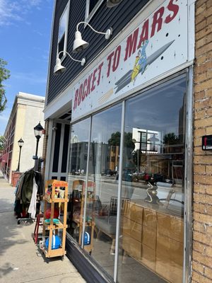 ROCKET TO MARS - Updated January 2026 - 30 Photos & 30 Reviews - 144 ...