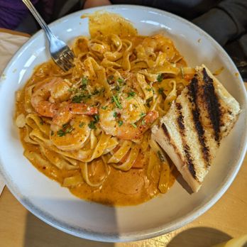 LOCALZ BISTRO Sandy, UT - Updated November 2024 - 274 Photos & 306 ...