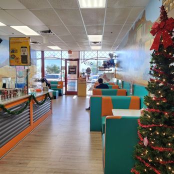 DESERT DONUTS - Updated July 2025 - 440 Photos & 490 Reviews - 3134 W ...