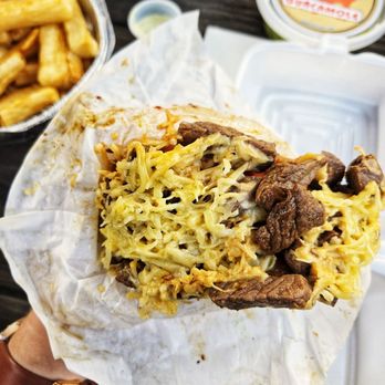 CHELLAS AREPA KITCHEN - HEMPSTEAD - Updated March 2025 - 382 Photos ...