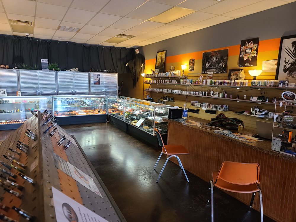 417 VAPOR - Updated May 2025 - 21 Photos & 13 Reviews - 3873 S Campbell ...